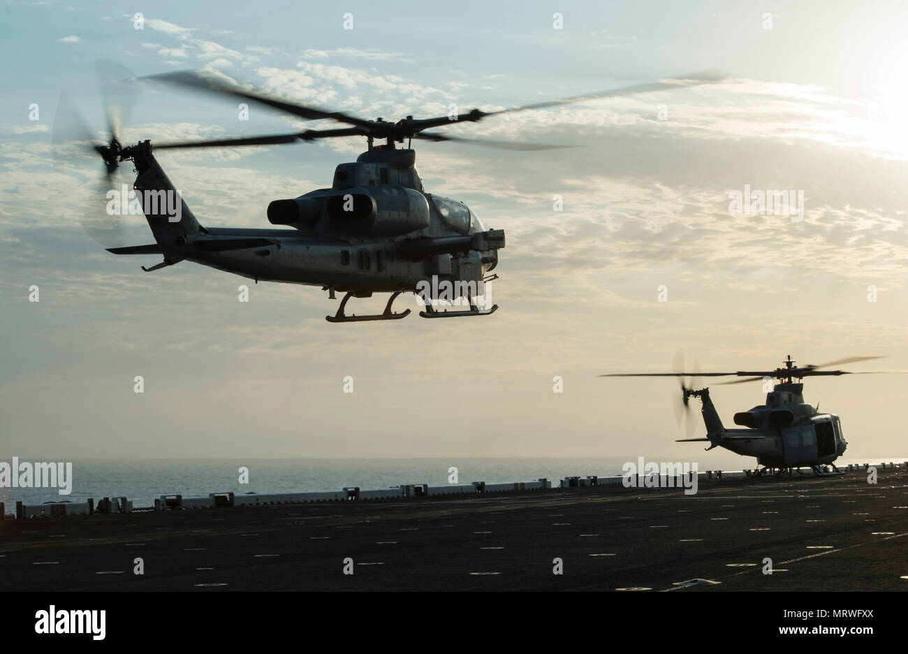 170706-N-LI768-887 PACIFIC OCEAN (July 6, 2017) An AH-1Z Cobra ...