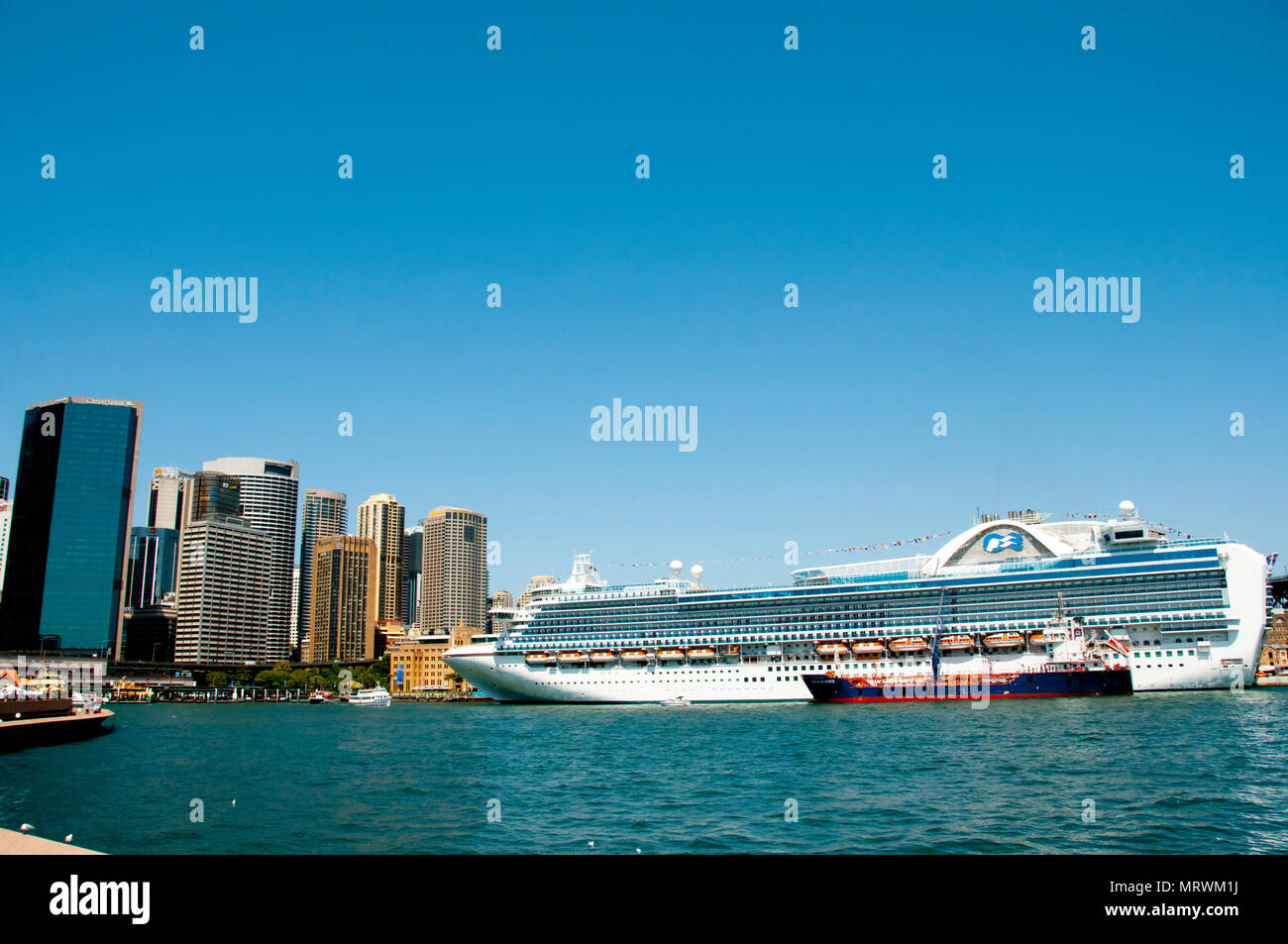 Emerald princess cruise ship hi-res stock photography and images - Alamy
