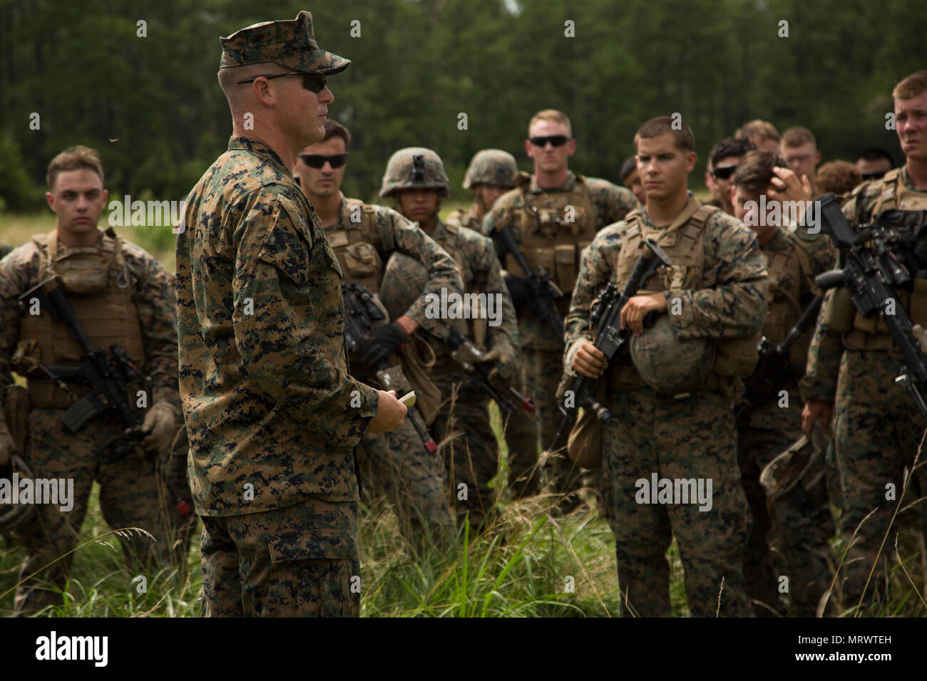 Weapons platoon commander hi-res stock photography and images - Alamy