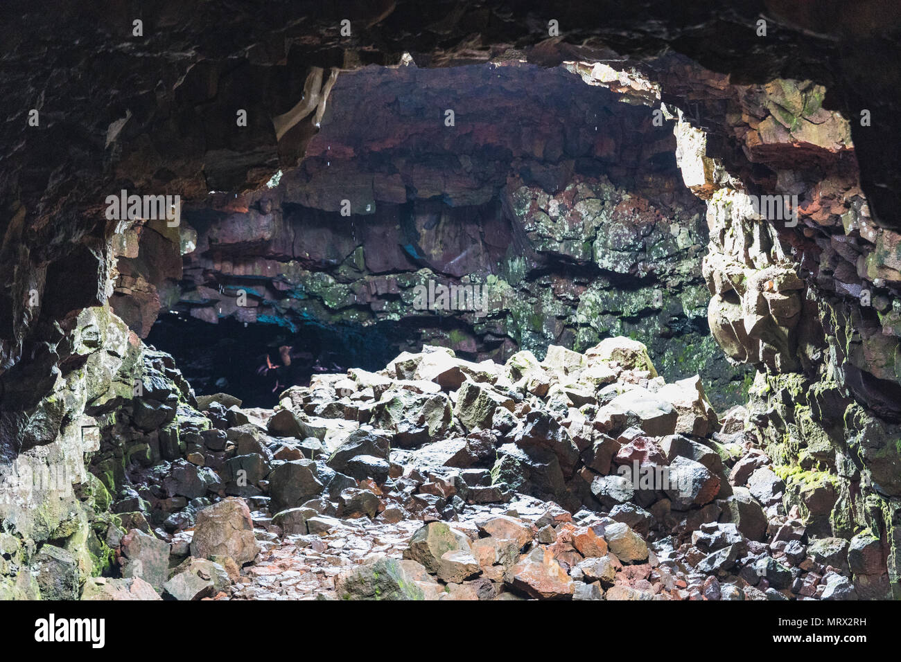 Cave entrance blocked hi-res stock photography and images - Alamy