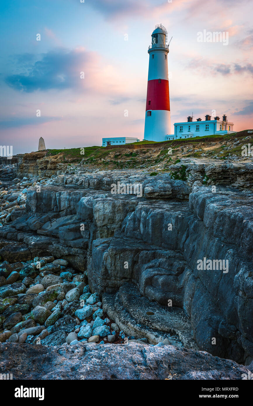 PORTLAND BILL LIGHTHOUSE AT SUNSET IN DORSET Stock Photo - Alamy