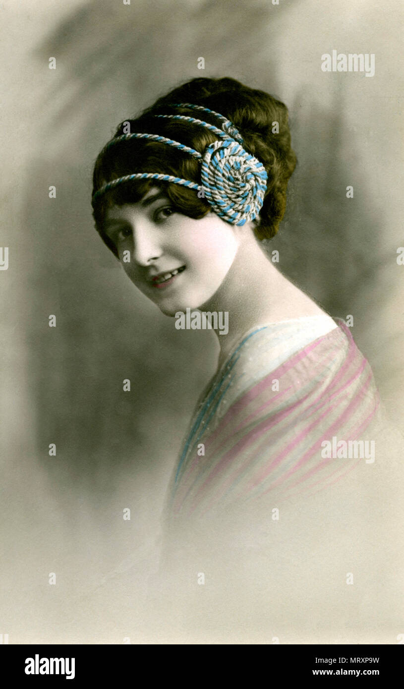 1900s fashion hi-res stock photography and images - Alamy