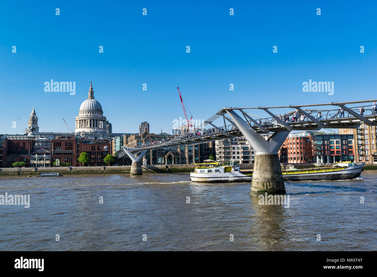 Themes river hi-res stock photography and images - Alamy