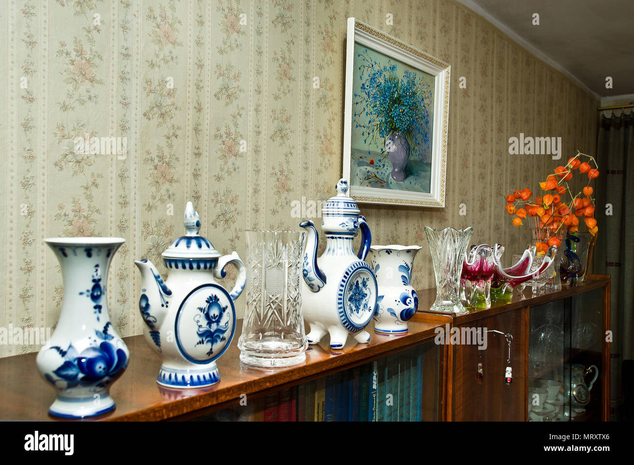 Vintage soviet room interior, typical flat in Moscow, Russia Stock ...