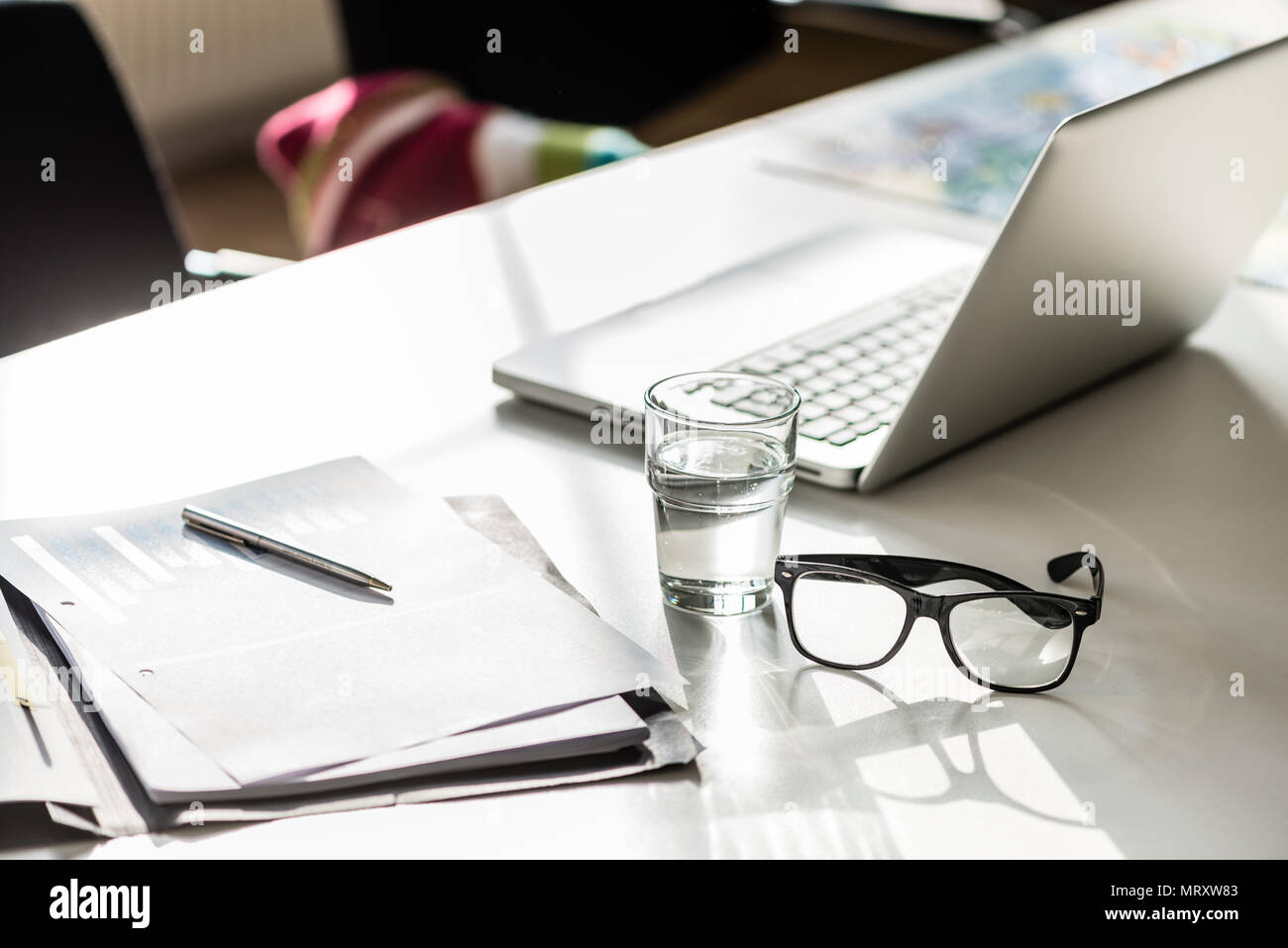 Close-up of an empty office desk Stock Photo - Alamy
