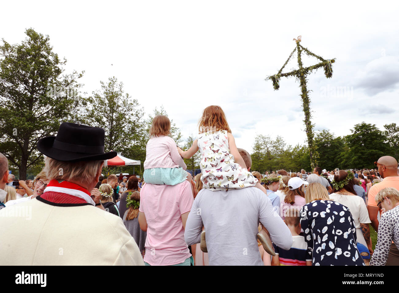 Midsummer sweden celebration hi-res stock photography and images - Alamy