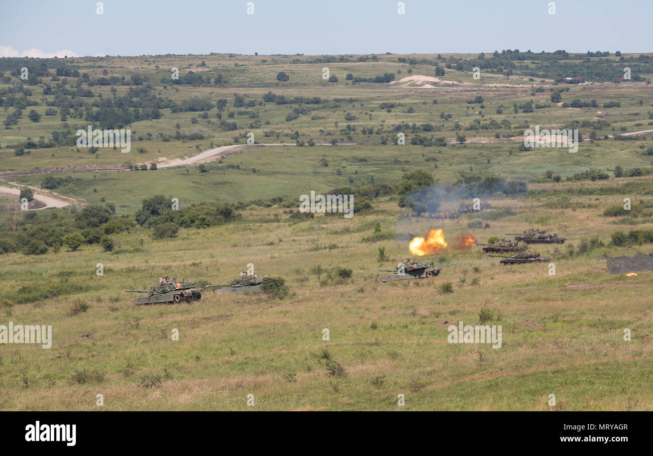 U.S. Soldiers assigned to the 1st Battalion, 66th Armor Regiment, 3rd ...