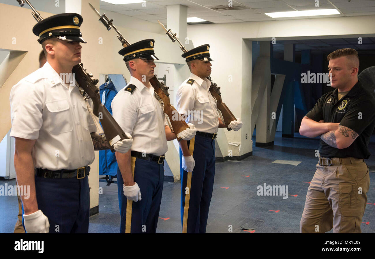Regimental orientation program hi-res stock photography and images - Alamy