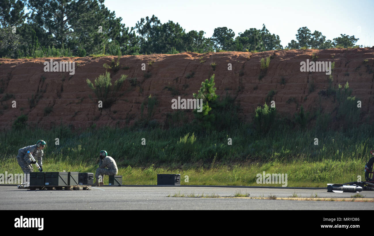 Soldiers with D Company, 1-151st Attack Reconnaissance Battalion, arm ...