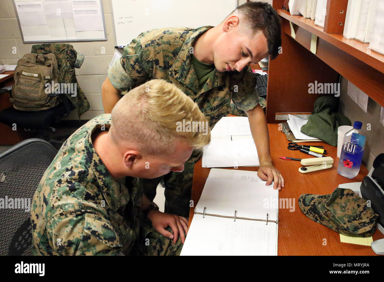 Clerks iii hi-res stock photography and images - Alamy