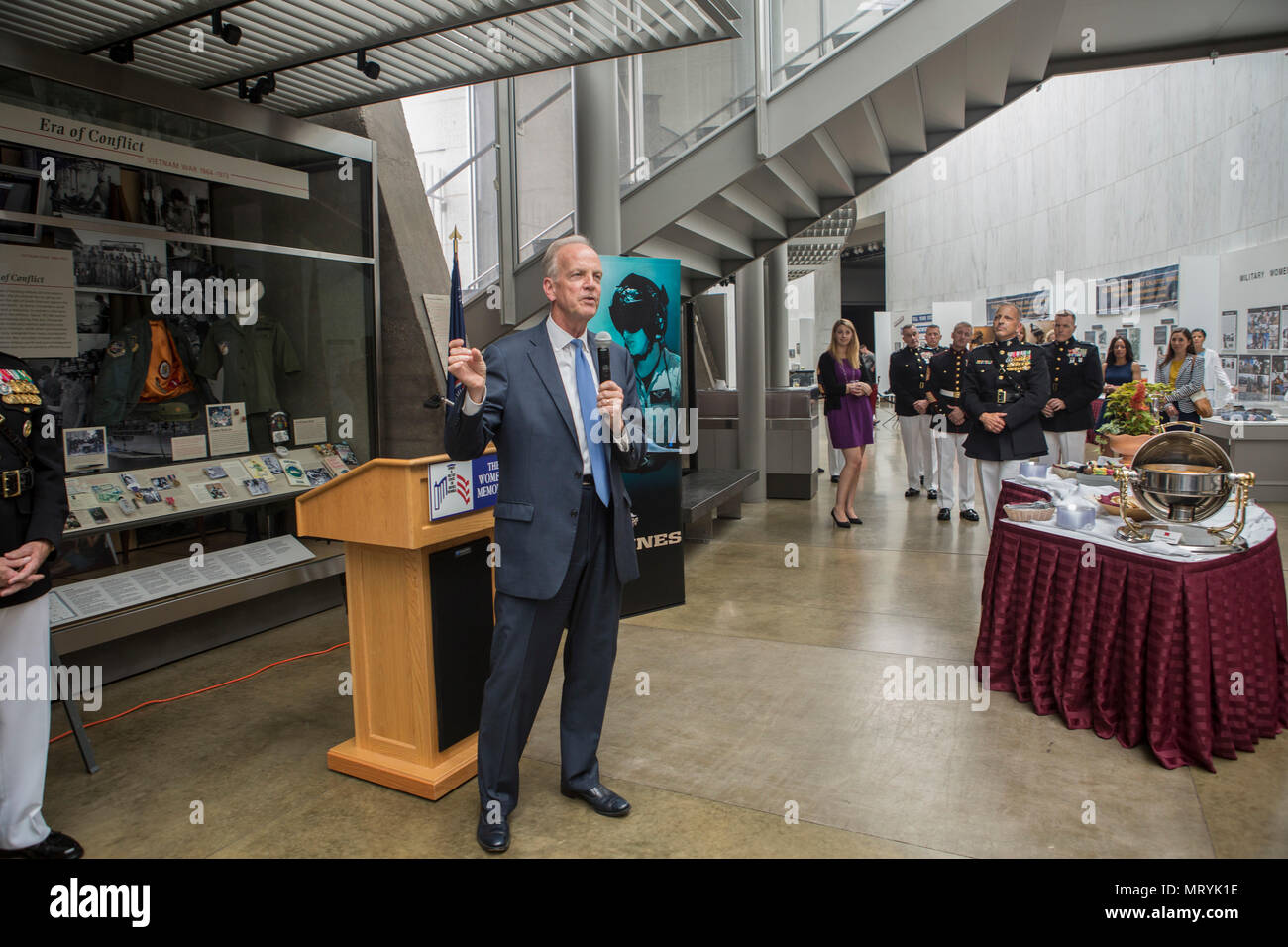 Sen gerald w moran hi-res stock photography and images - Alamy