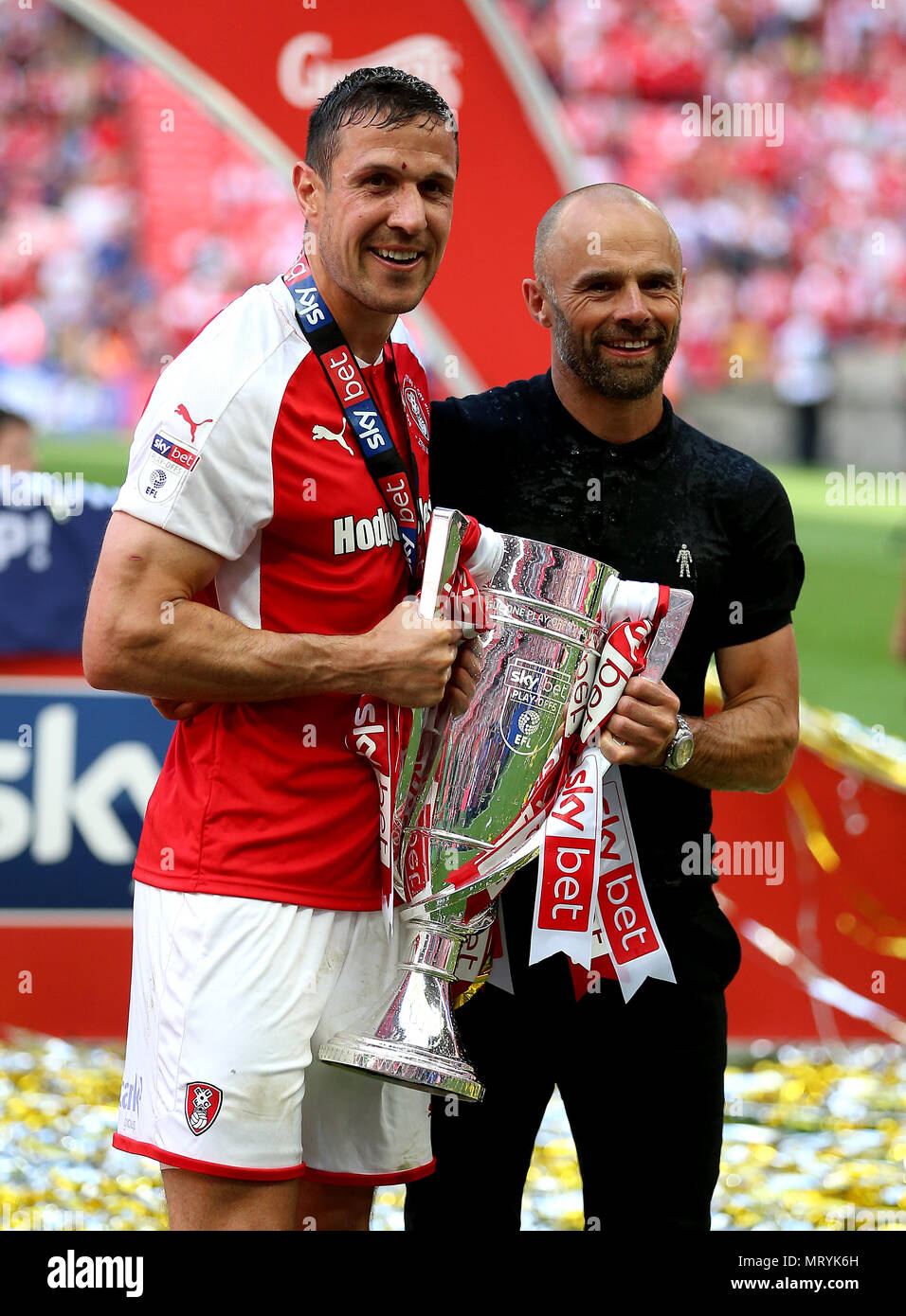 Paul warne celebrate hi-res stock photography and images - Alamy