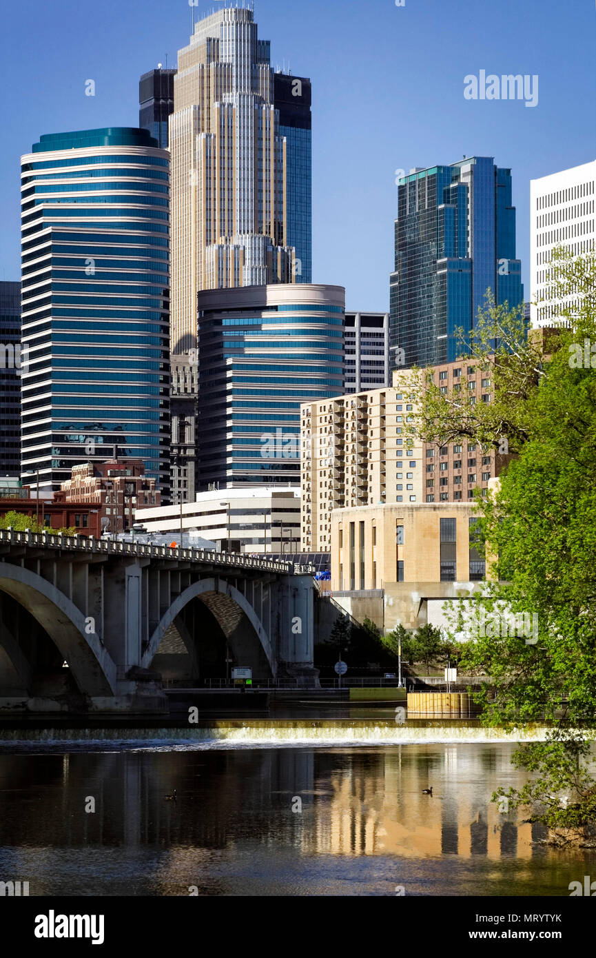 The Minneapolis skyline and Mississippi River, Minnesota Stock Photo ...