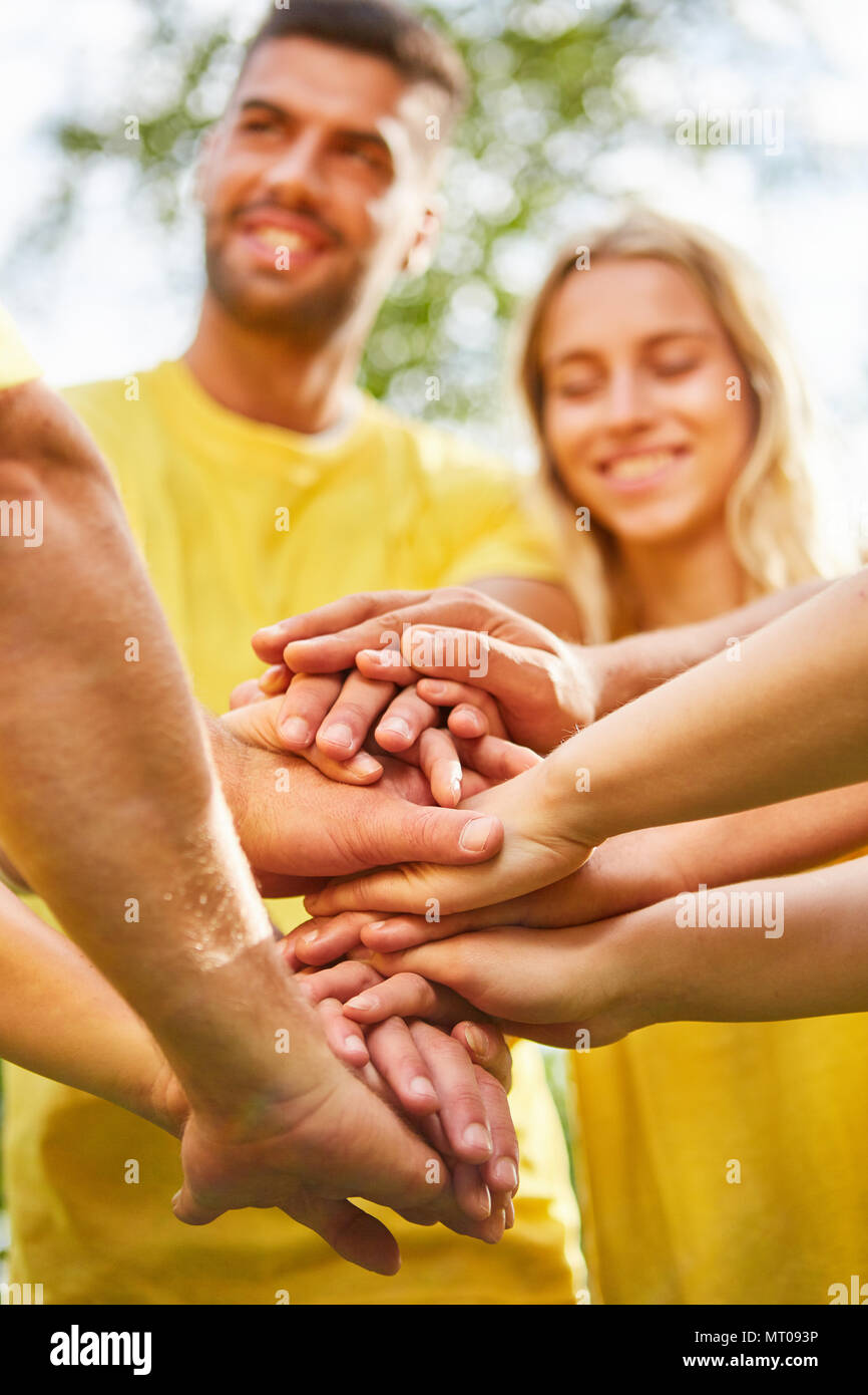 Teamwork hands hi-res stock photography and images - Alamy