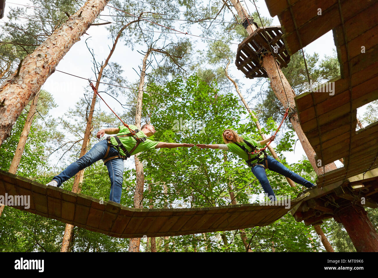 Team building activity hi-res stock photography and images - Alamy