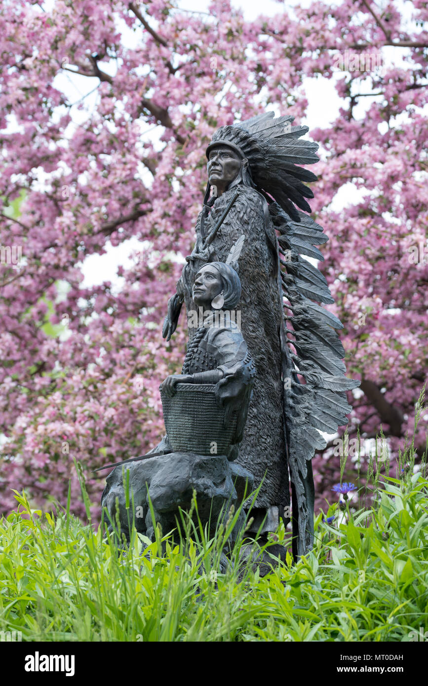 Bronze sculpture joseph oregon hi-res stock photography and images - Alamy