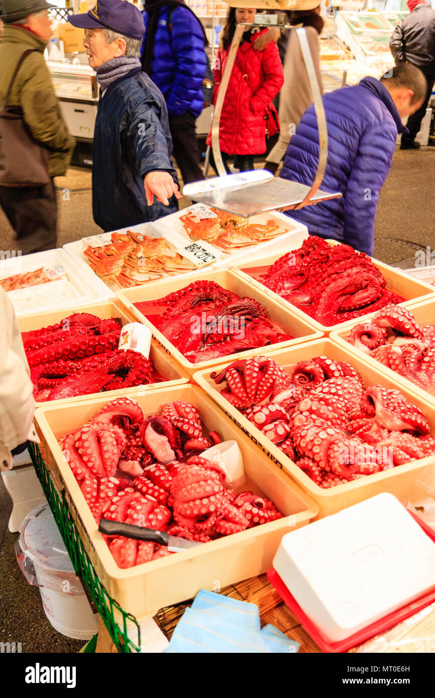 Indoor Omicho Ichiba, Omicho Market, est mid 18th century, largest ...