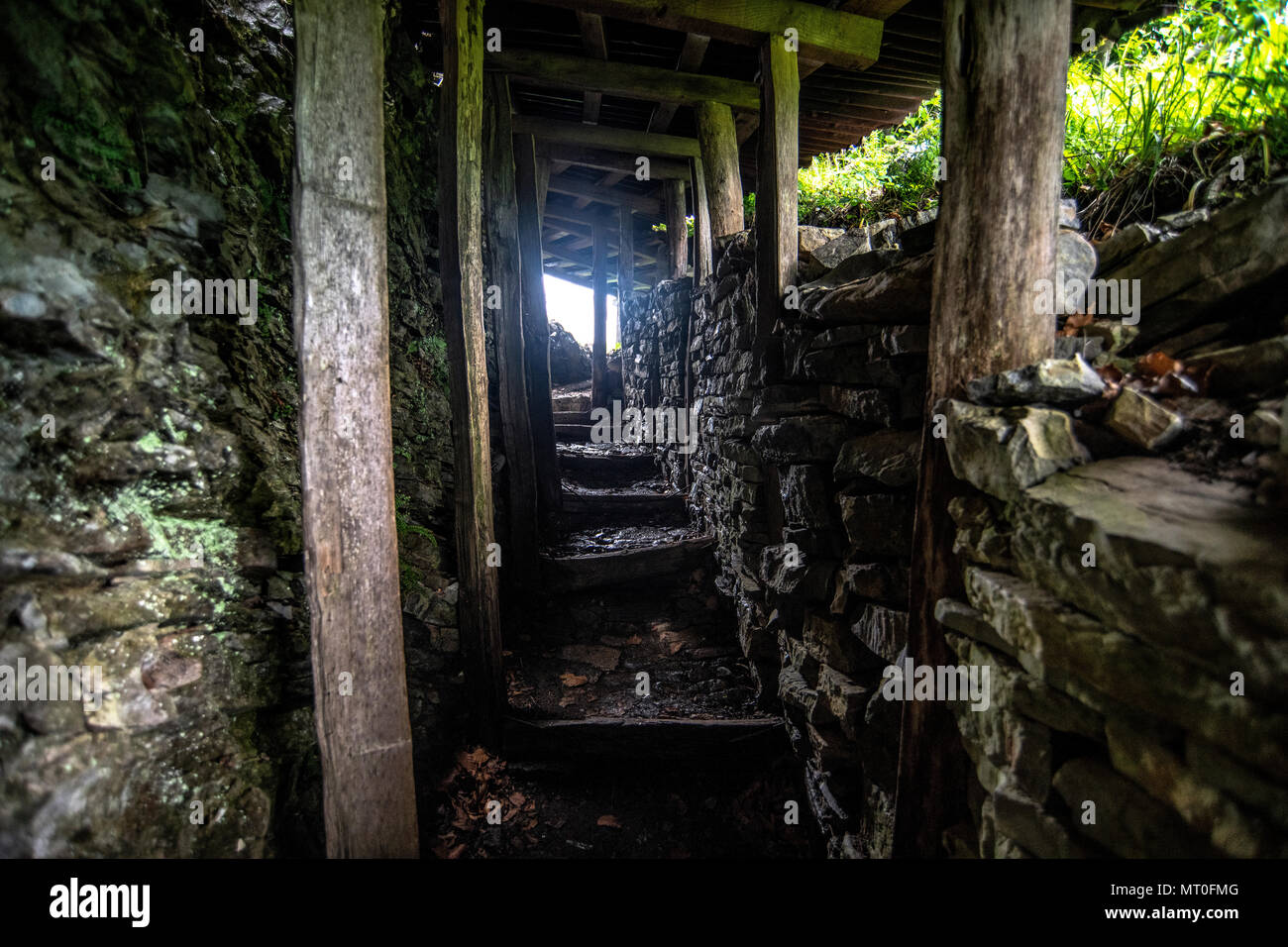 Battlefield fortifications hi-res stock photography and images - Alamy