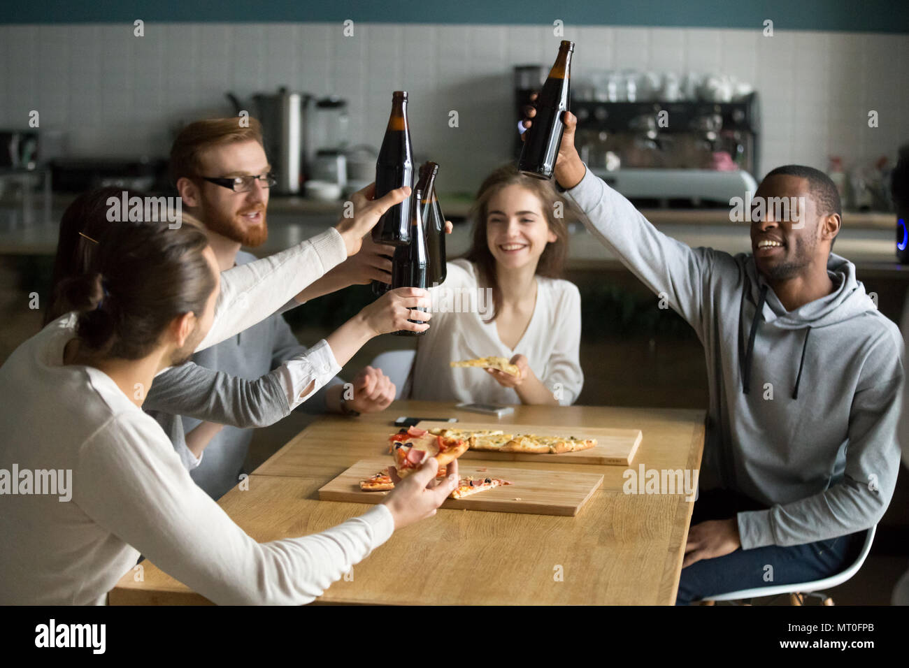 Customers out drinking beer hi-res stock photography and images - Alamy