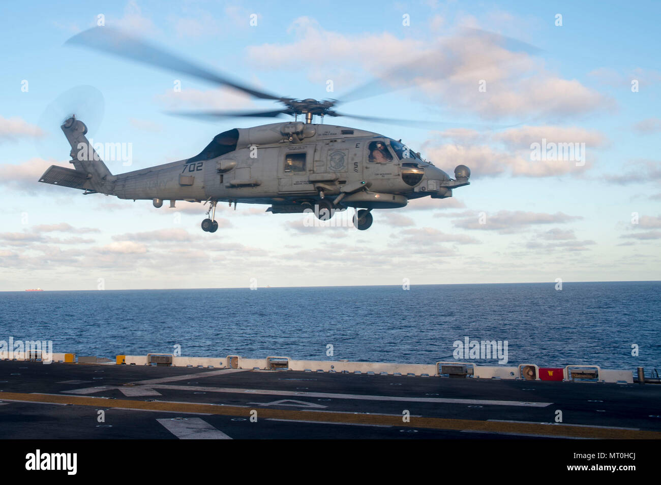 170718-N-XK809-136 CORAL SEA (July 17, 2017) An MH-60R Sea Hawk ...