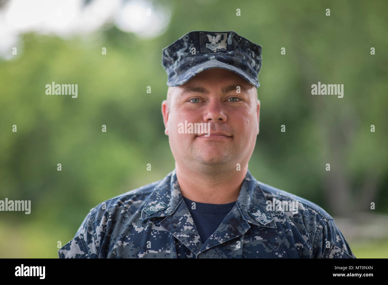 170712-N-FU443-001 NASHVILLE (July 12, 2017) Navy Counselor 1st Class ...