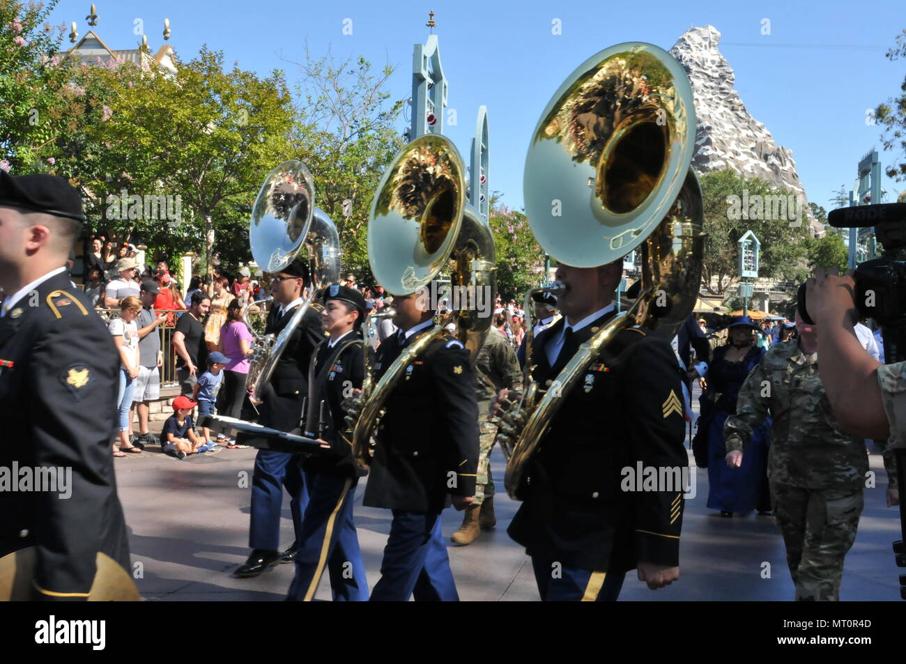 300th army band hi-res stock photography and images - Alamy