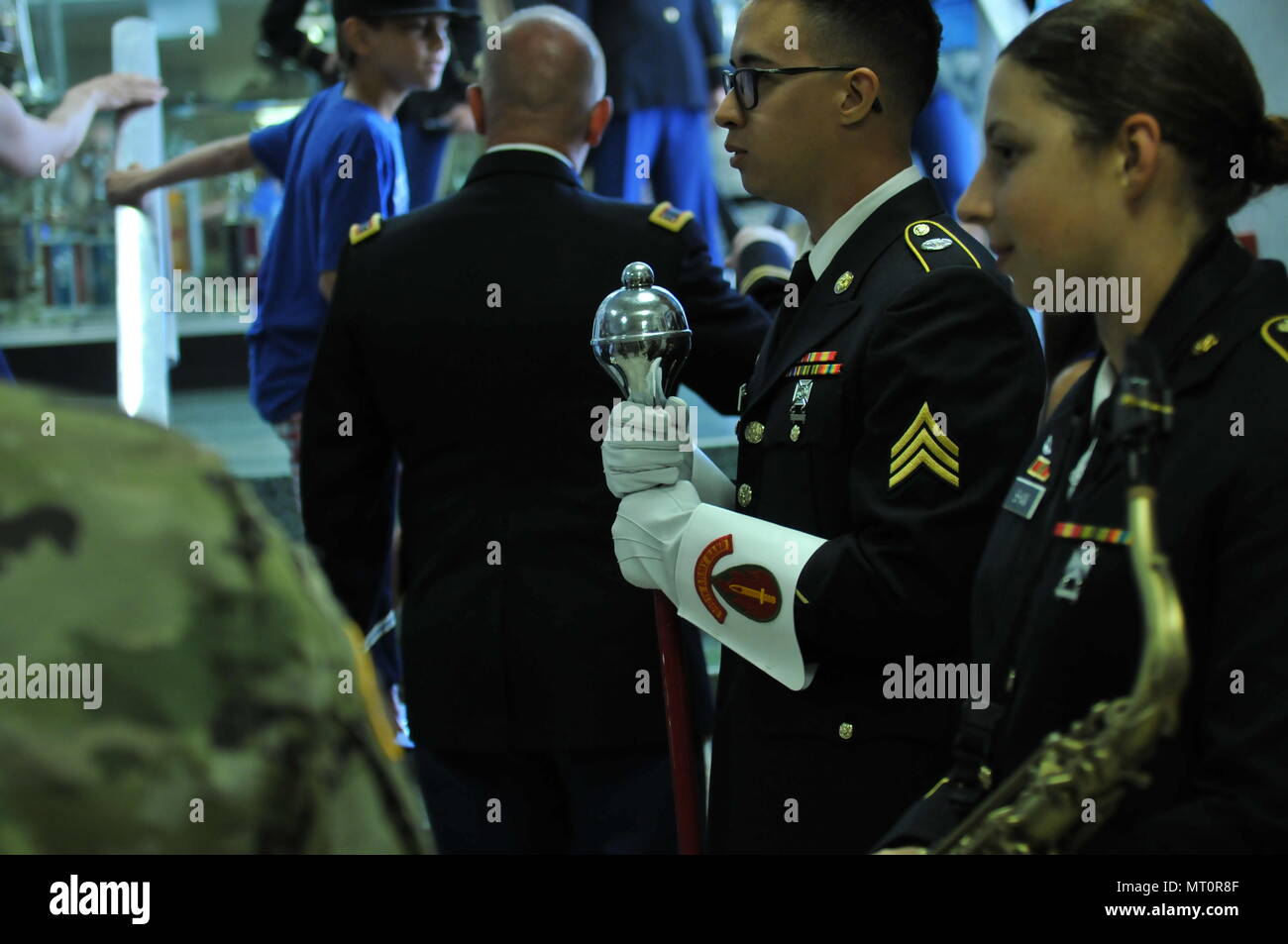 U.S. Army Reserve Soldiers from the 191st Army Band, 300th Army Band ...