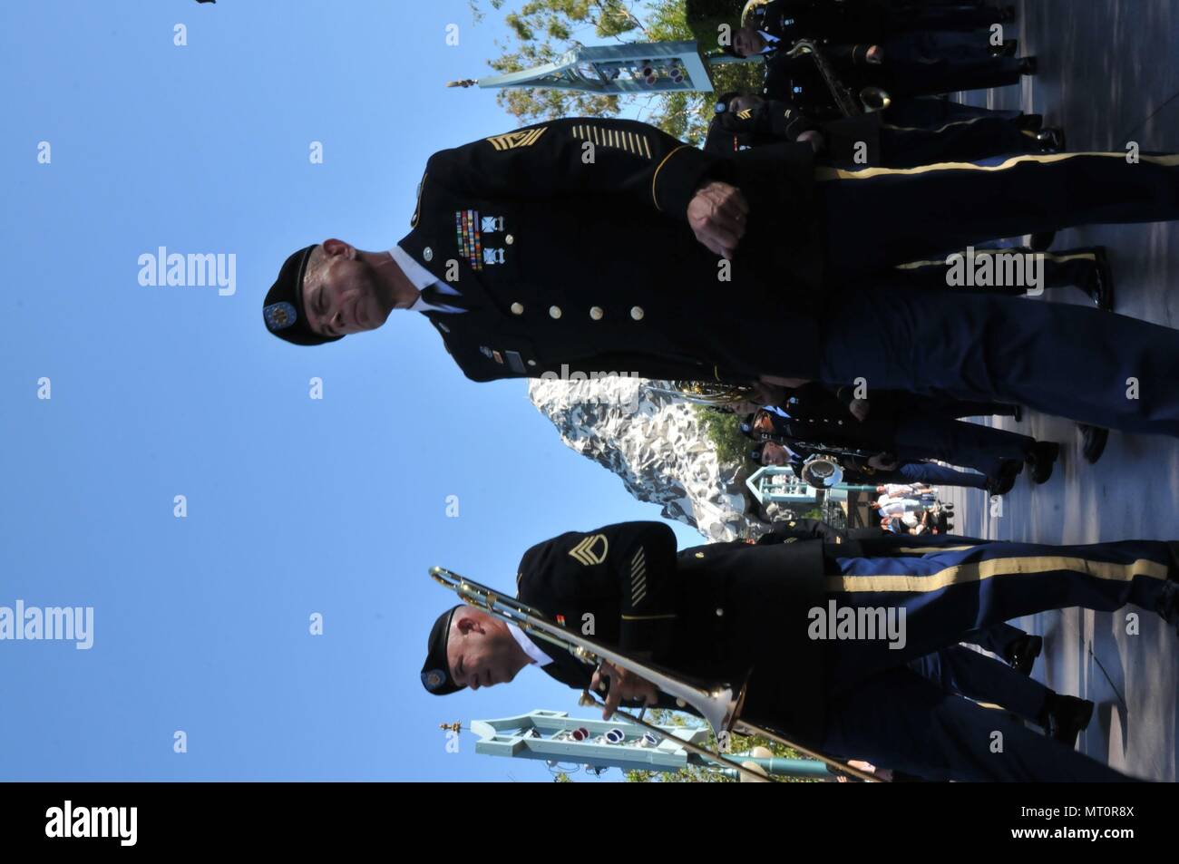 U.S. Army Reserve Soldiers from the 191st Army Band, 300th Army Band ...