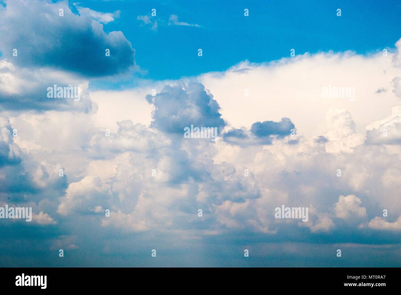 an image of an atmospheric natural phenomenon of beautiful clouds in ...