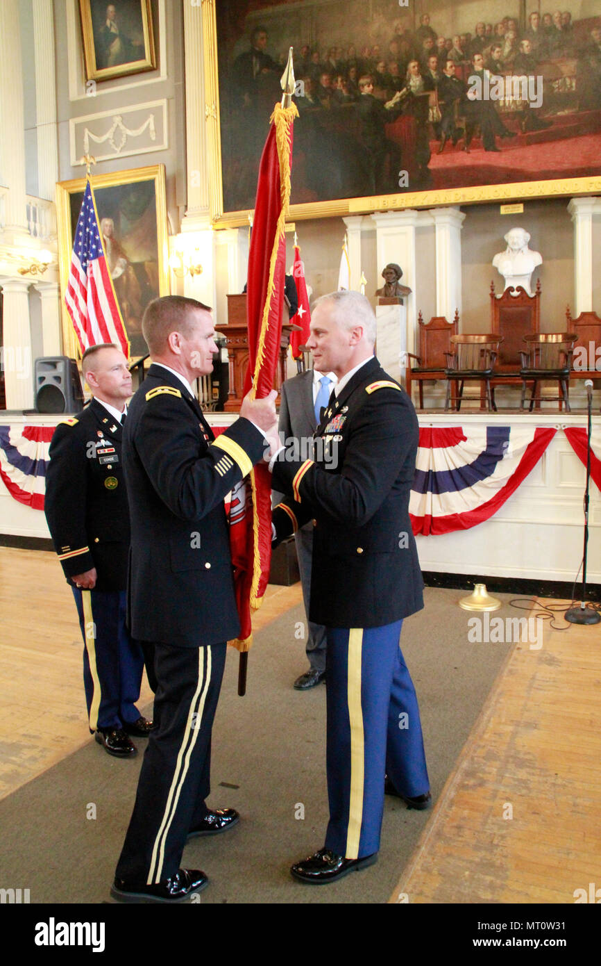 U.S. Army Col. Christopher Barron, outgoing district engineer and ...