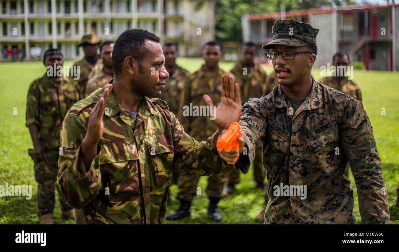 Papua new guinea defense force pngdf hi-res stock photography and ...