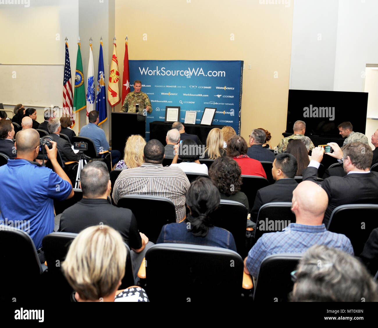 Col. Dan Morgan, Joint Base Lewis-McChord Garrison Commander, welcomes ...