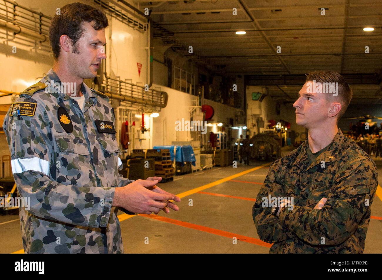 170720-N-DL434-125 CORAL SEA (July 20, 2017) Australian Army Left ...