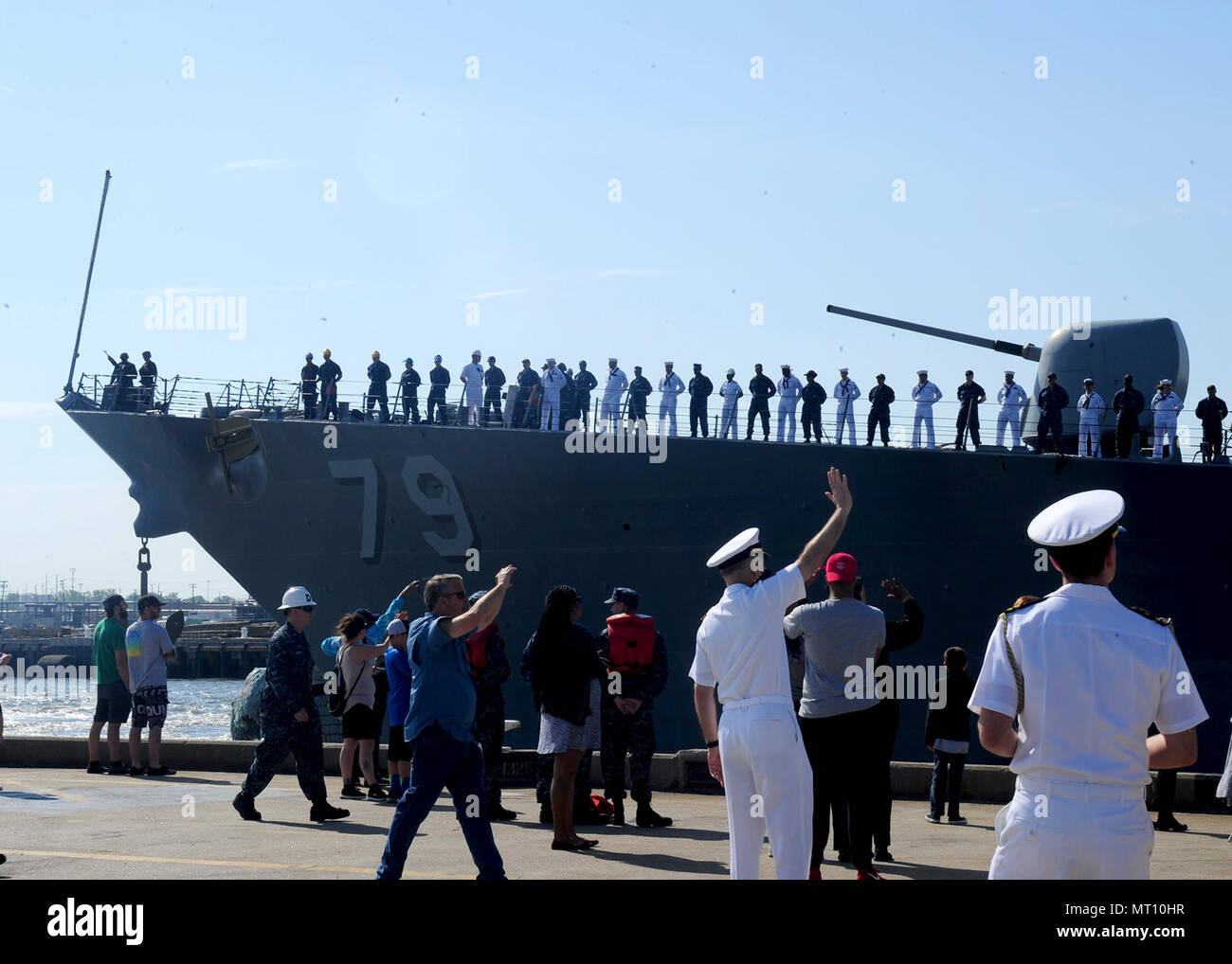 (April 17, 2017) The guided-missile destroyer USS Oscar Austin (DDG 79 ...