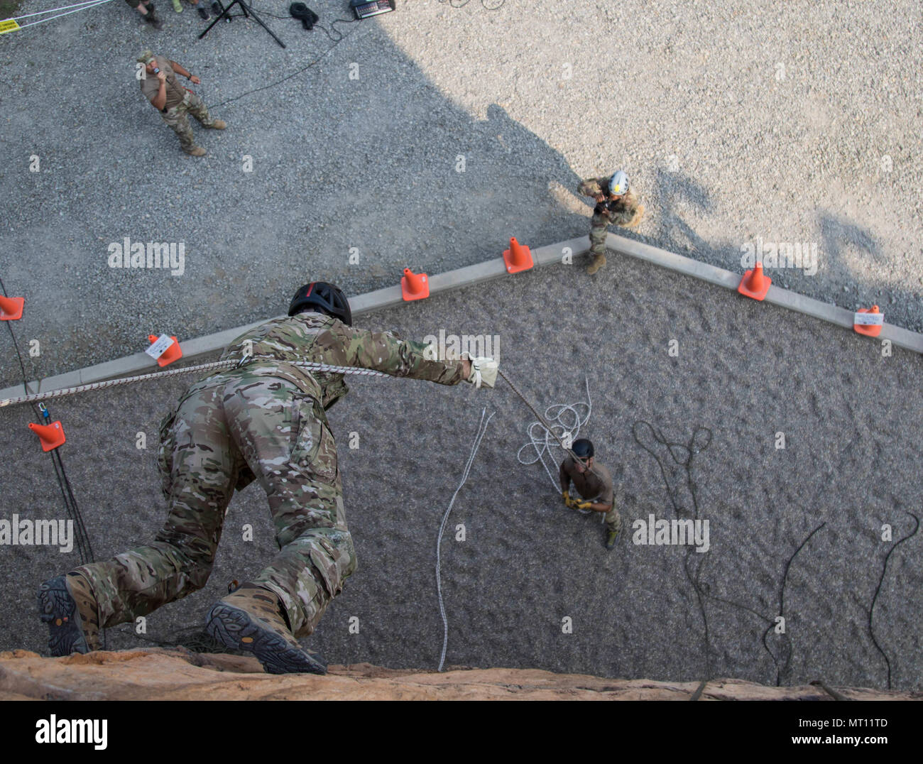 Australian rappel hi-res stock photography and images - Alamy