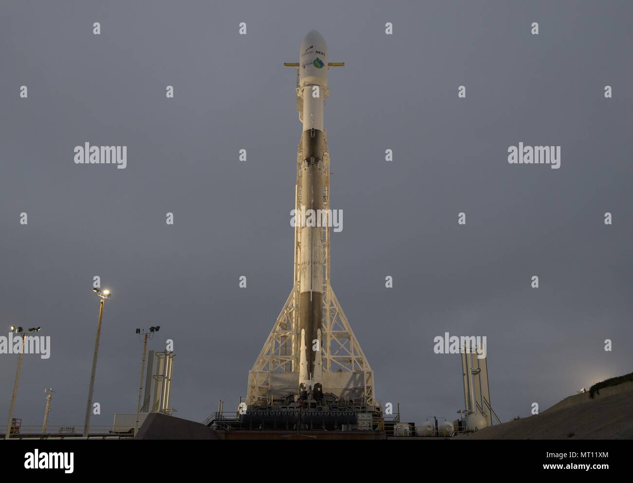 The SpaceX Falcon 9 rocket carrying the NASA German Research Centre for ...
