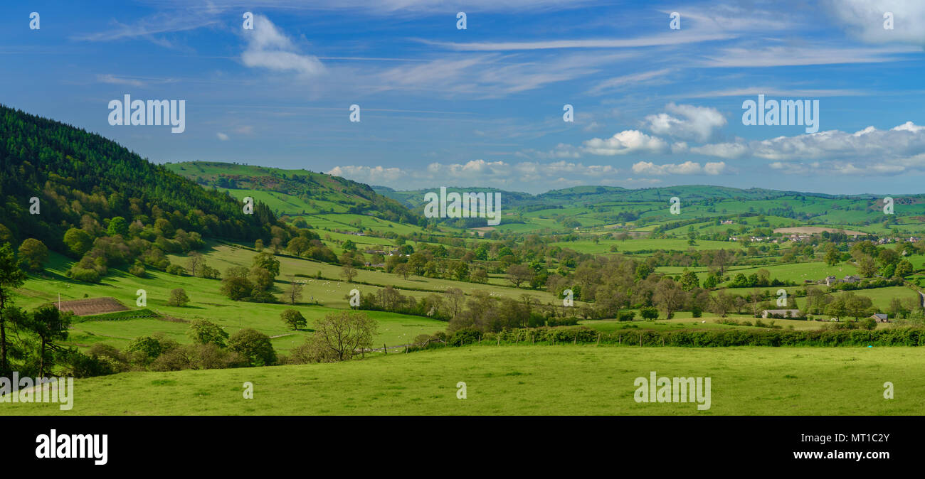 Typical welsh scene hi-res stock photography and images - Alamy