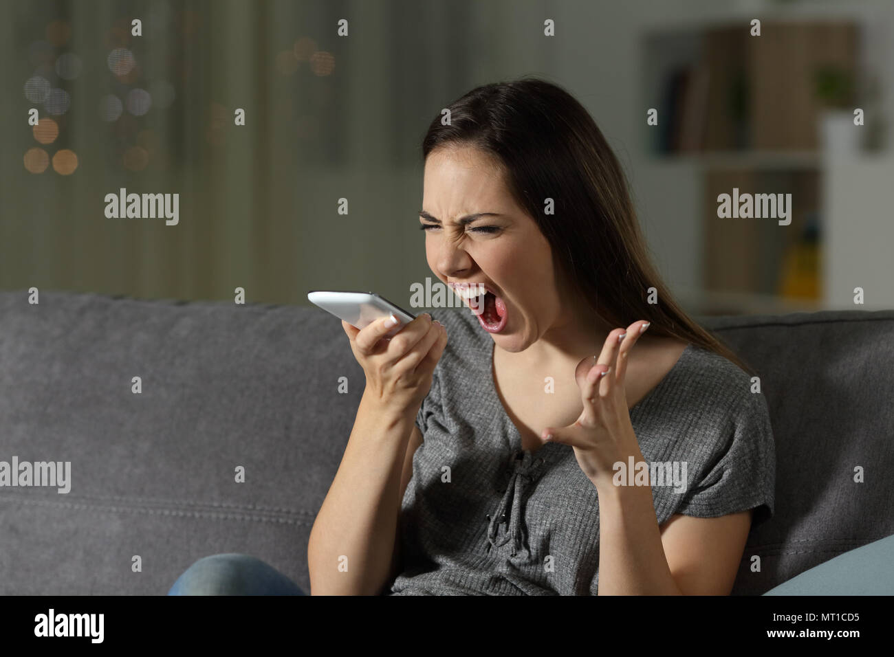 Angry woman shouting hi-res stock photography and images - Alamy
