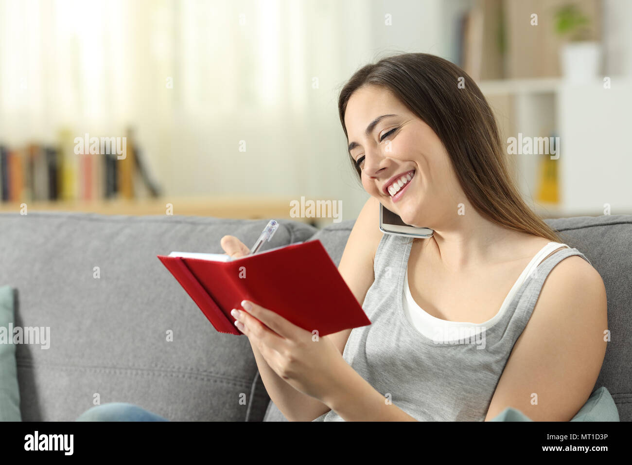 Person listening taking notes hi-res stock photography and images - Alamy