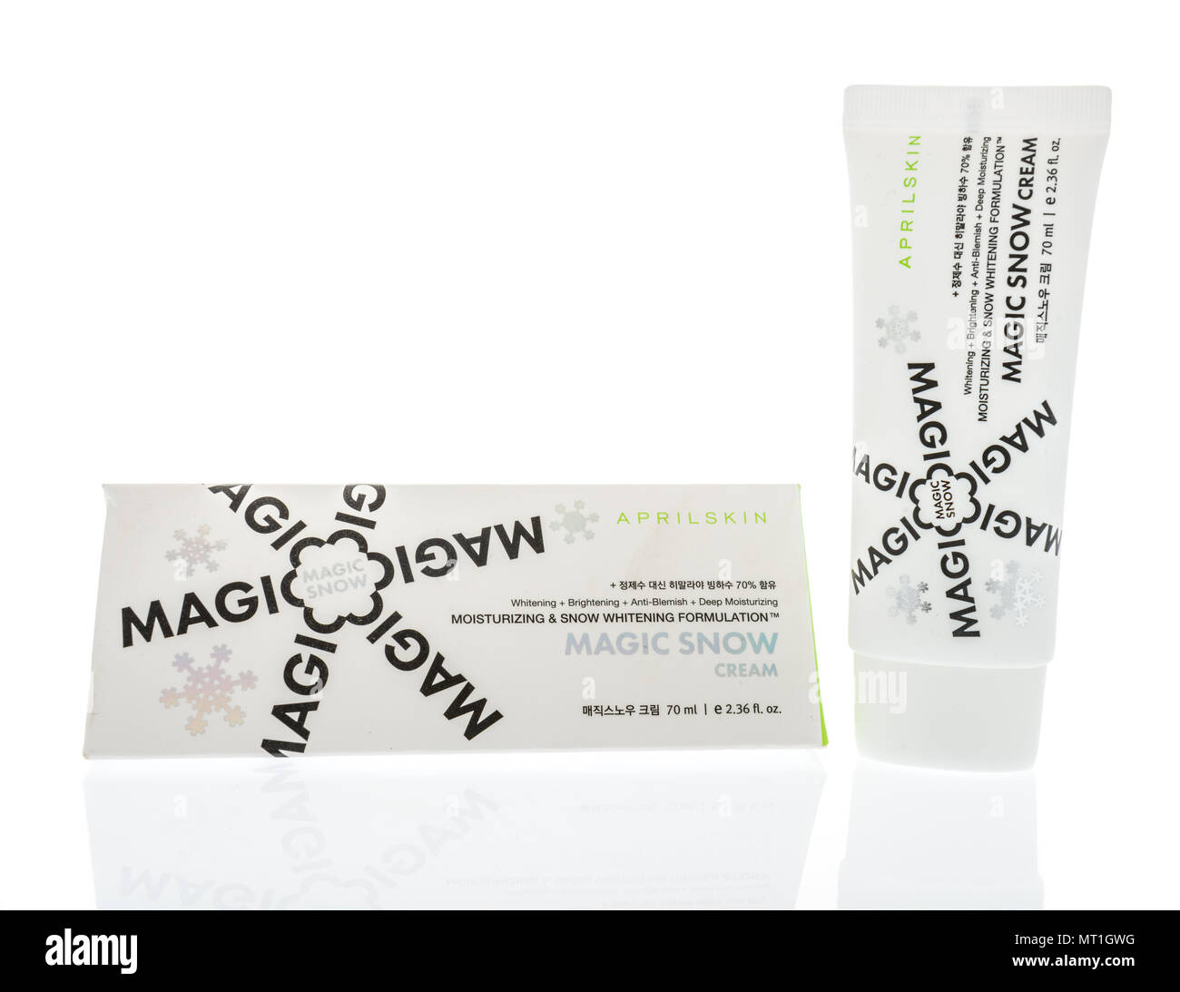 Aprilskin hi-res stock photography and images - Alamy