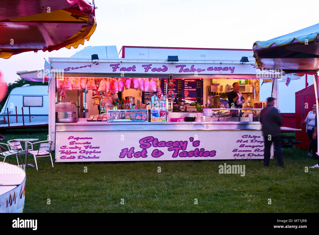 Fairground stall balloons hi-res stock photography and images - Alamy