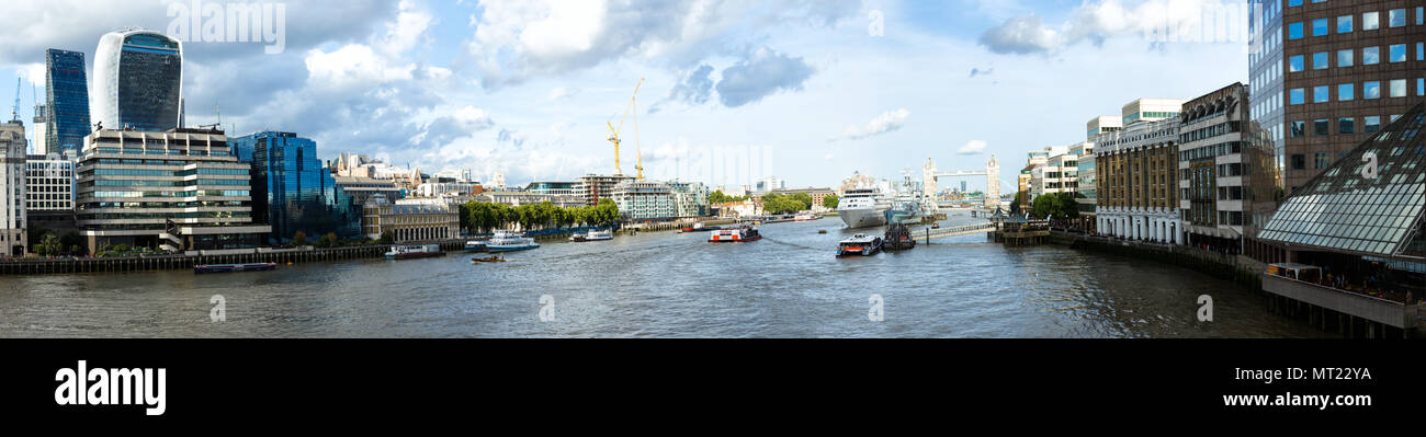 London, United Kingdom - JULY 31, 2017: Panorama of London. Tower ...