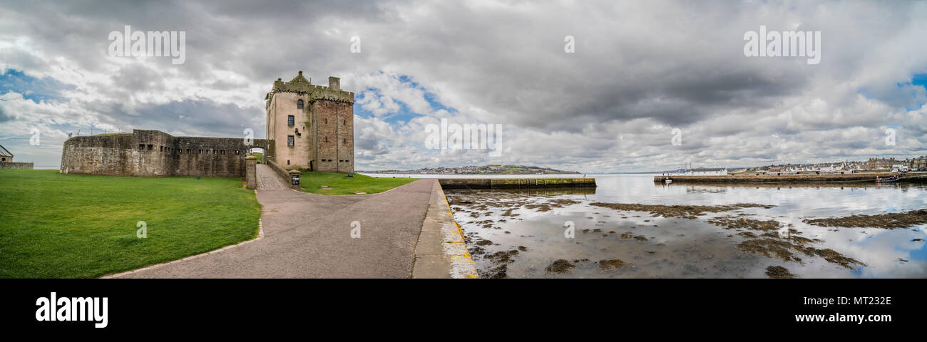 Broughty Castle, Broughty Ferry, Three shot HDRx7 stitched A7RIII -Max ...