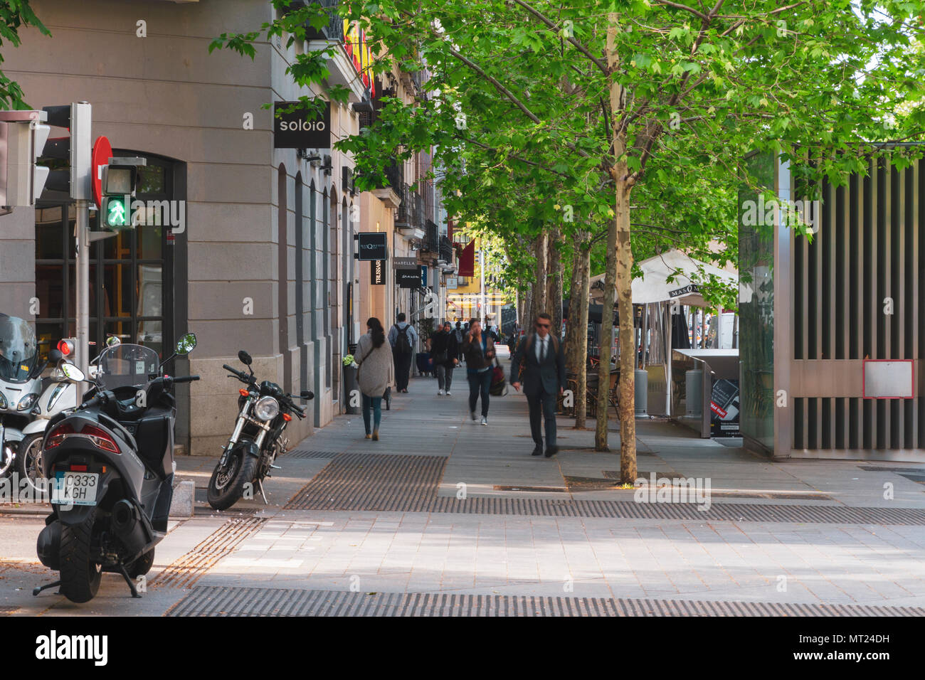 Street view in Madrid, Spain Stock Photo - Alamy