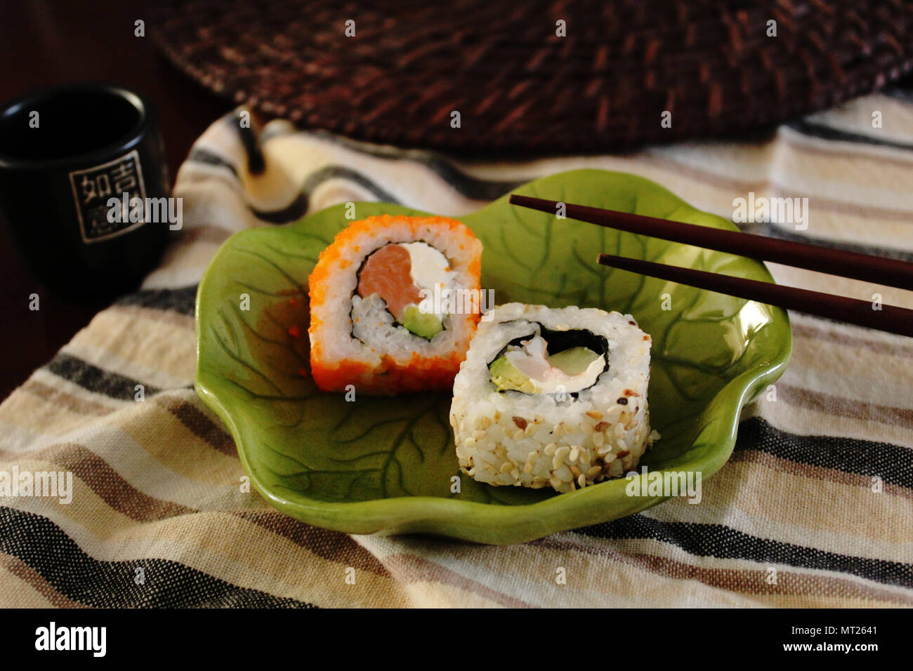 Sushi plating hi-res stock photography and images - Alamy