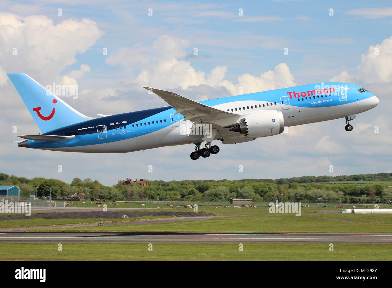 Boeing 787 800 Dreamliner High Resolution Stock Photography and Images ...