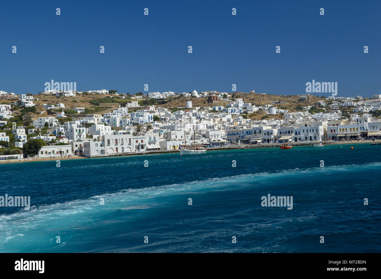 Giles Island with Hercules monument Stock Photo - Alamy