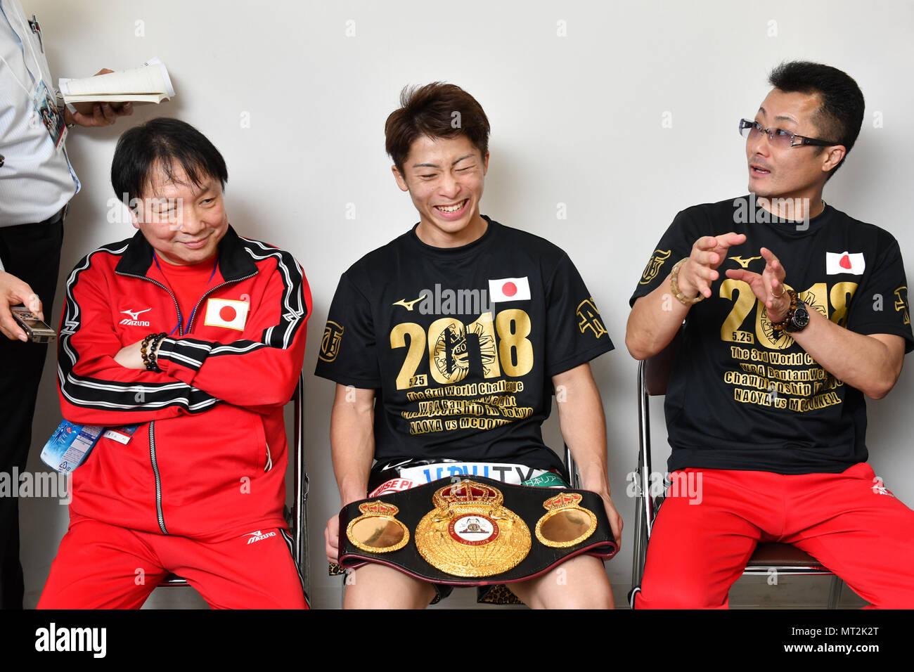 Tokyo, Japan. 25th May, 2018. (L-R) Hideyuki Ohashi, Naoya Inoue (JPN ...