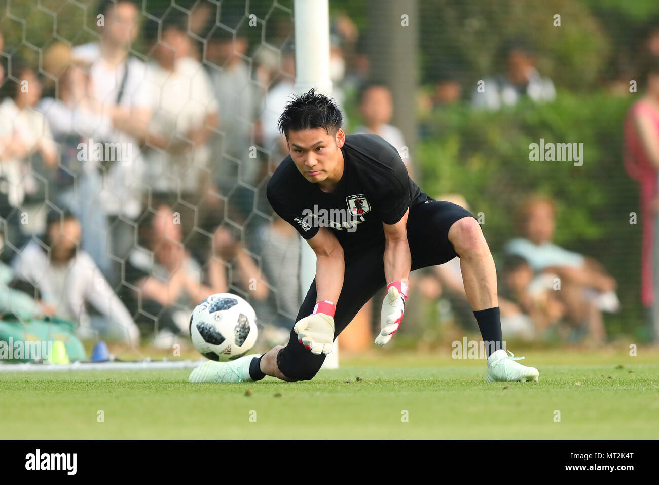Kosuke nakamura hi-res stock photography and images - Alamy