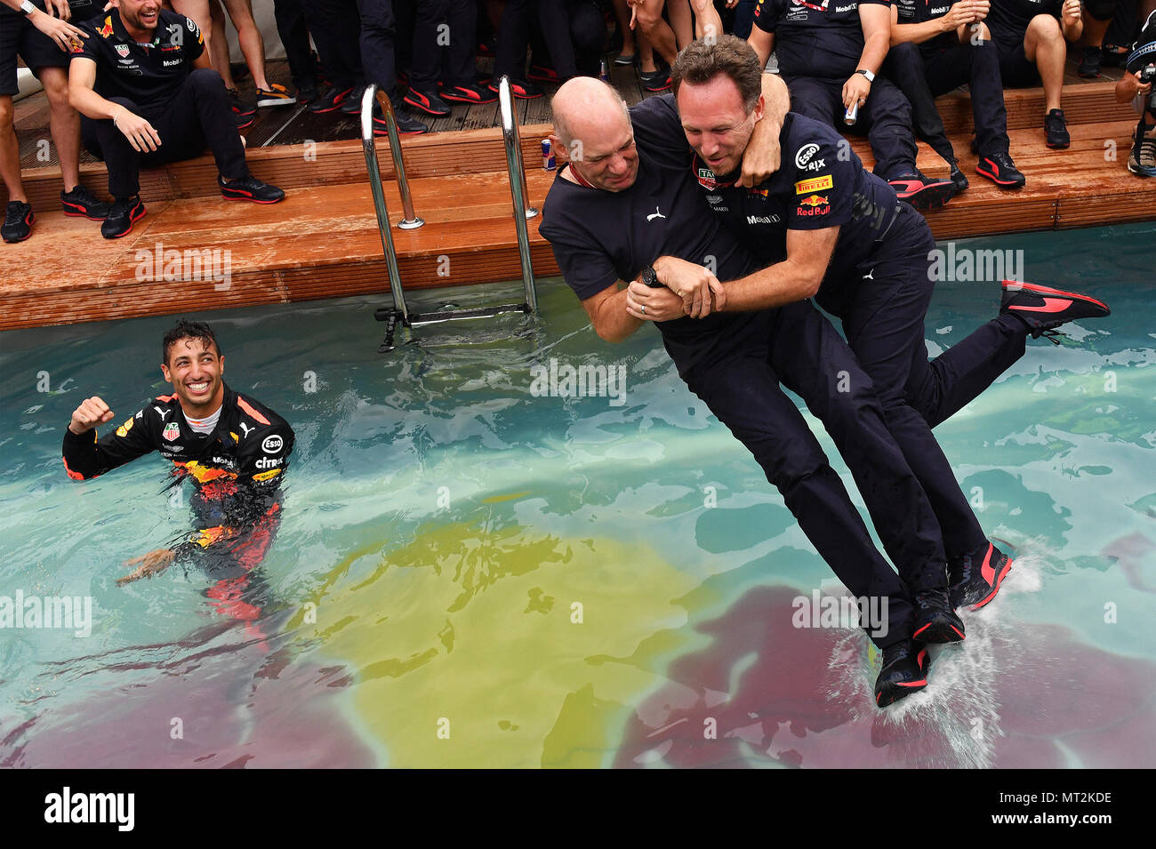 Christian horner daniel ricciardo hi-res stock photography and images ...